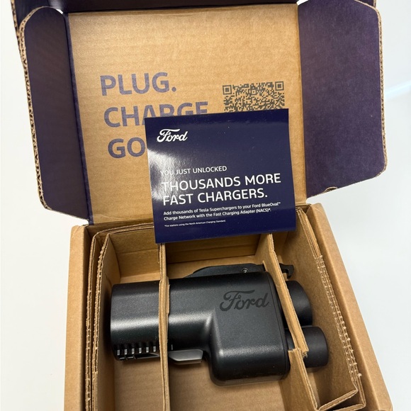 Ford | Car Audio, Video & GPS | Ford Black Charging Device Nacs Fast ...